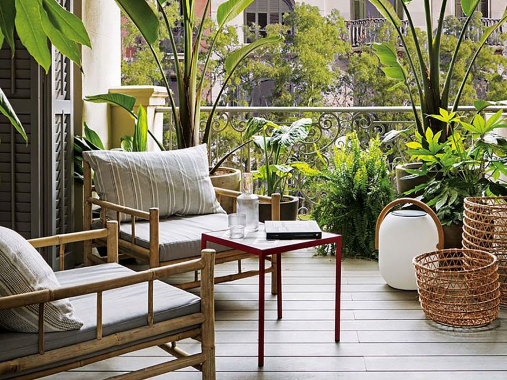 10 Cách trang trí ban công đẹp và hiện đại